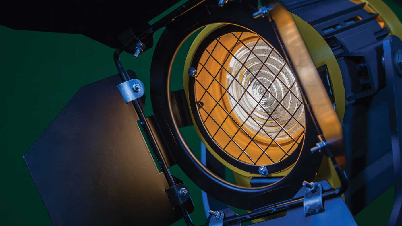 LED Fluorescence Illuminators: Types, Features, and Applications ...