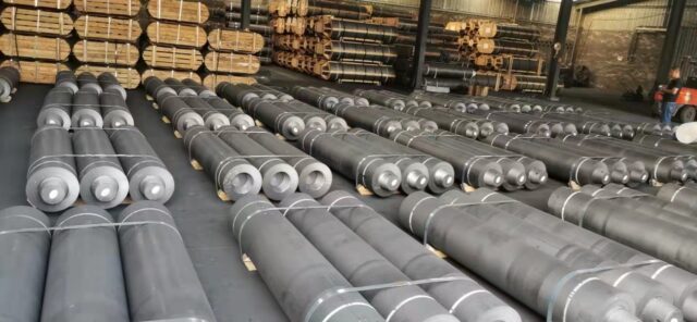 The Benefits of Using Graphite Electrodes in Electric Arc Furnaces ...