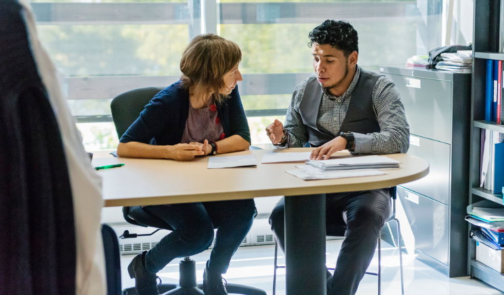 What Can a College Admissions Consultant Do for You? Tips and Advice ...